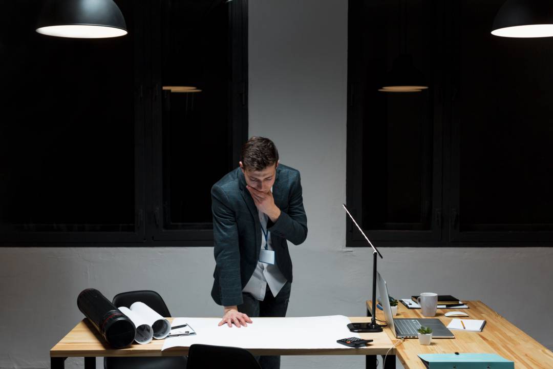 ¿Eres adicto al trabajo? Descubre las señales y actúa | Top Doctors