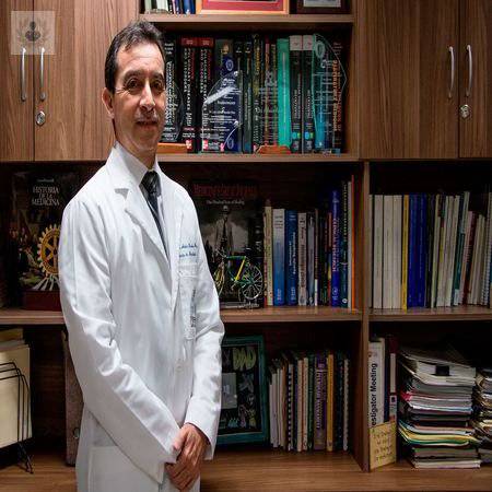 Dr. Luis Adrián Rendón Pérez: especialista en Medicina Interna en ...